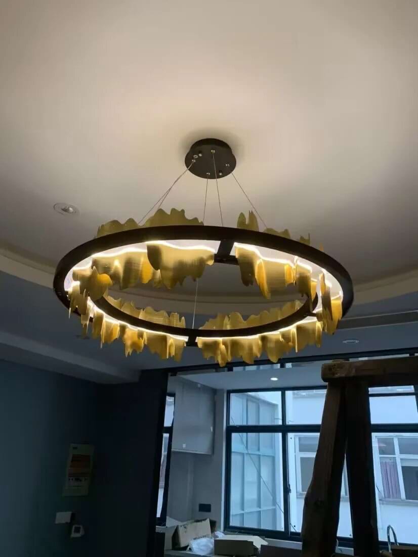 Nera Modern Ring Chandelier - Oolighting